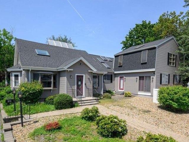 4 bedroom, Norton MA 02766 104761300