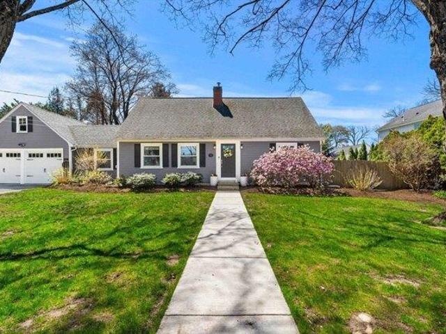 4 bedroom, North Andover MA 01845 102633642