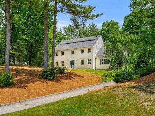 4 bedroom, North Andover MA 01845 103774090
