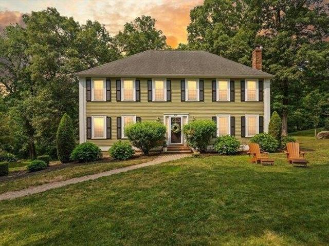 4 bedroom, North Andover MA 01845 104689929