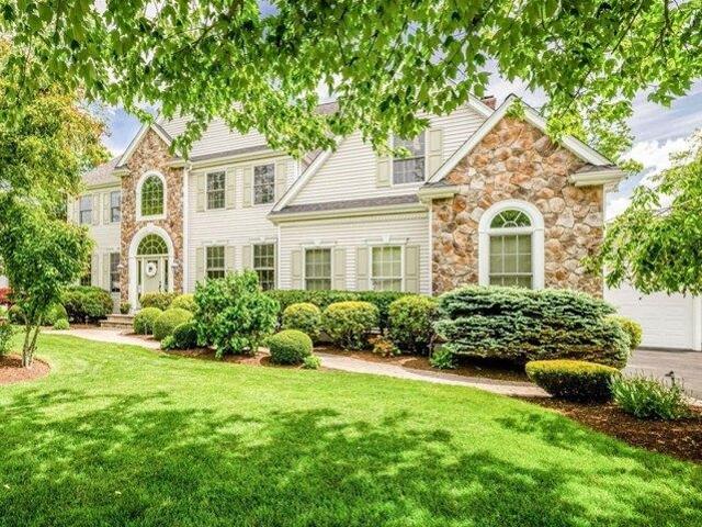 4 bedroom, North Attleboro MA 02760 103851890
