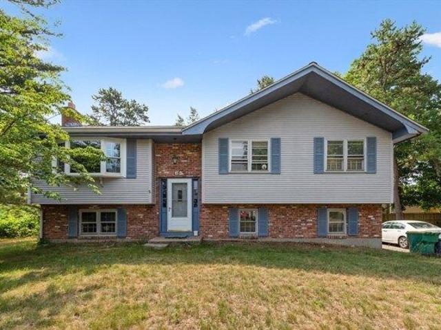 4 bedroom, North Attleboro MA 02760 104569422