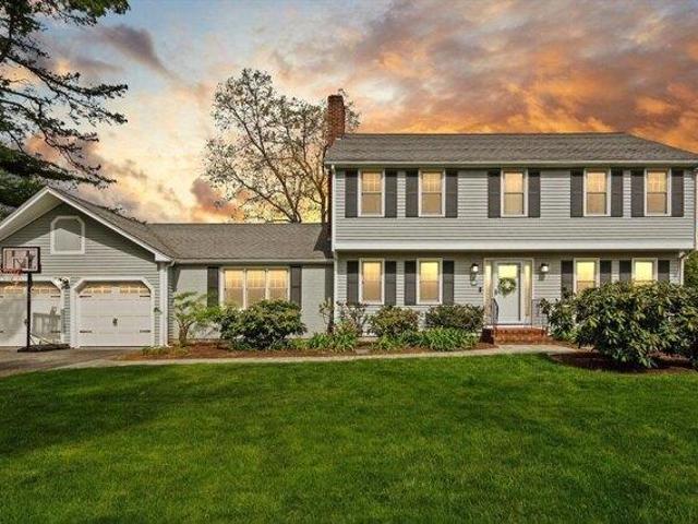 4 bedroom, North Attleboro MA 02760 104604382