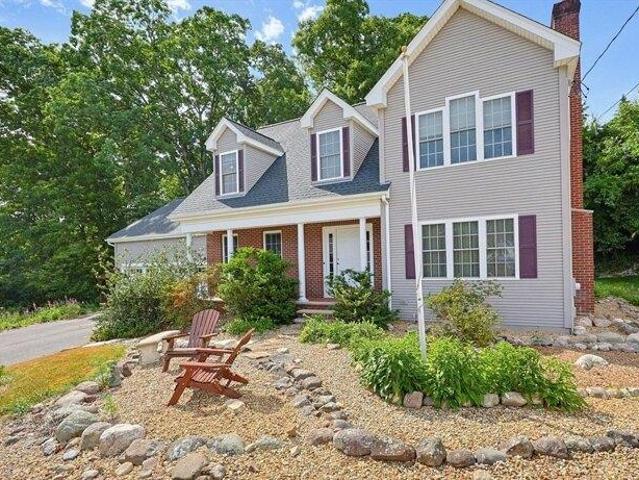 4 bedroom, North Attleboro MA 02760 104834301