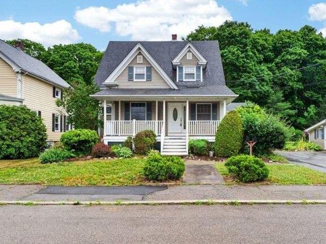 4 bedroom, North Attleboro MA 02760 105142233