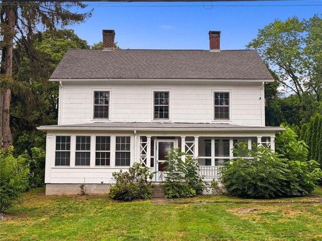 4 bedroom, North Attleboro MA 02760 105157255