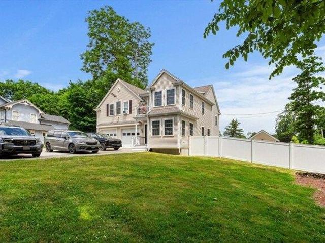 4 bedroom, North Attleboro MA 02763 104188083