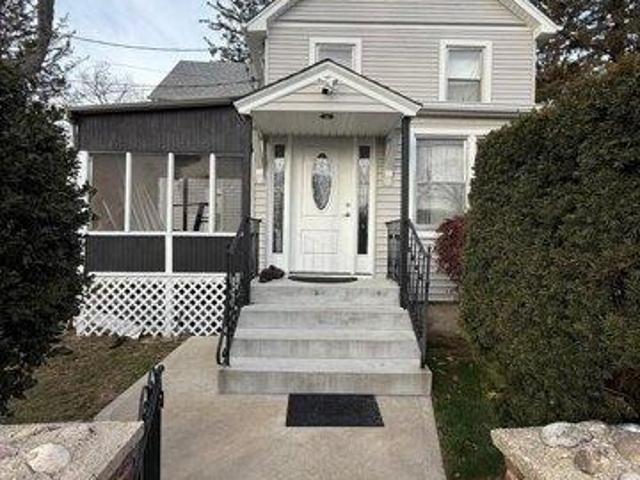 4 bedroom, North Babylon NY 11703 103600516
