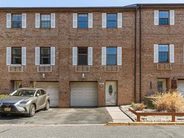 4 bedroom, North Bergen NJ 07047 102528682