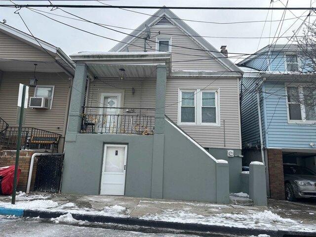 4 bedroom, North Bergen NJ 07047 102528841