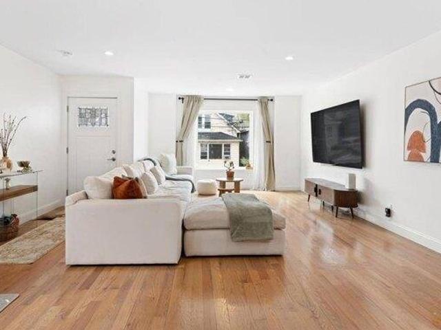 4 bedroom, North Bergen NJ 07047 104188965