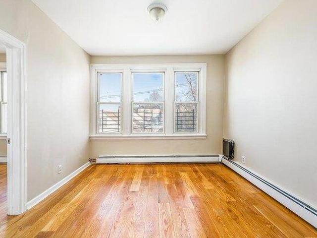 4 bedroom, North Bergen NJ 07047 104834267