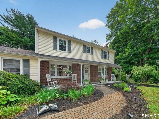 4 bedroom, North Branford CT 06471 105192561