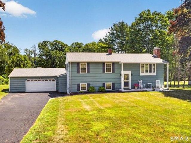 4 bedroom, North Branford CT 06472 104112735