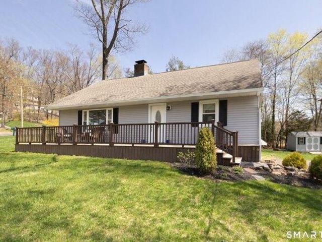 4 bedroom, North Branford CT 06472 102215570