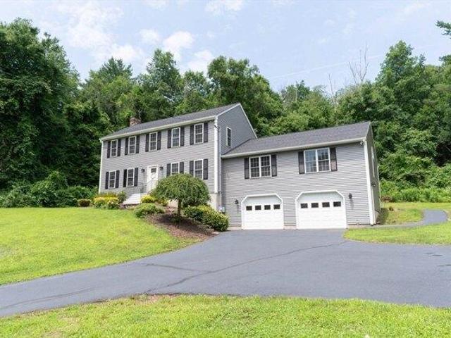 4 bedroom, North Brookfield MA 01535 104811312