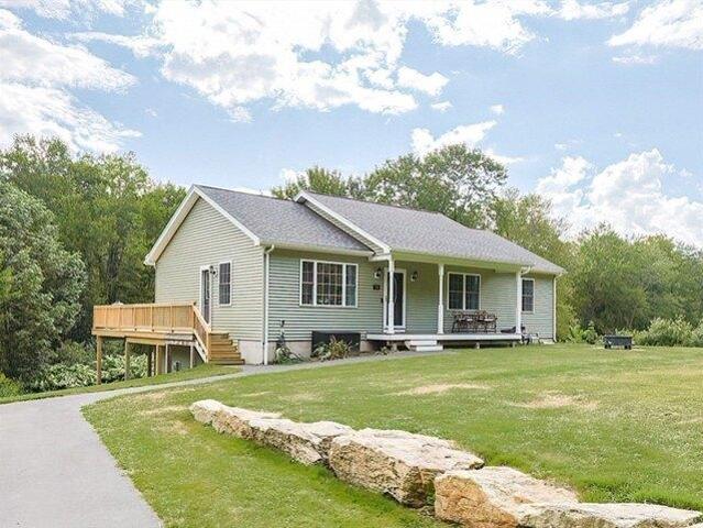 4 bedroom, North Brookfield MA 01535 104831862
