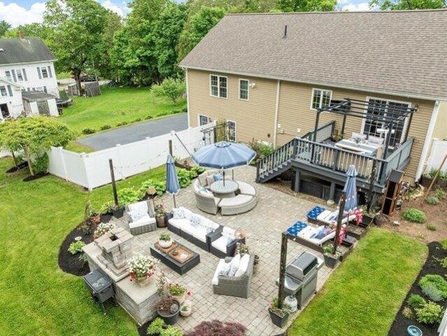 4 bedroom, North Brookfield MA 01535 105082851