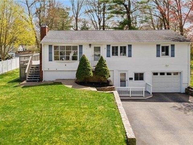 4 bedroom, North Kingstown RI 02852 LS102028537