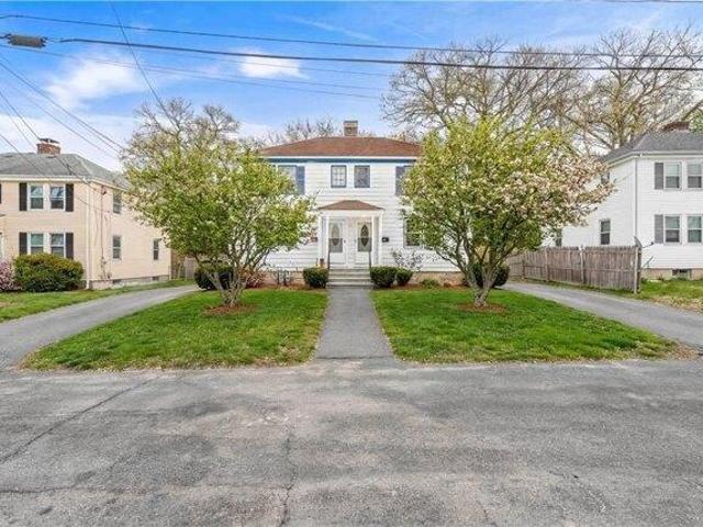 4 bedroom, North Kingstown RI 02852 102370841