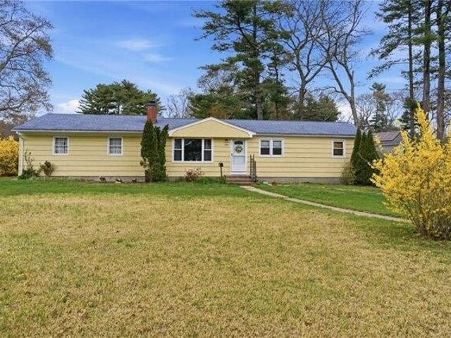 4 bedroom, North Kingstown RI 02852 103101529