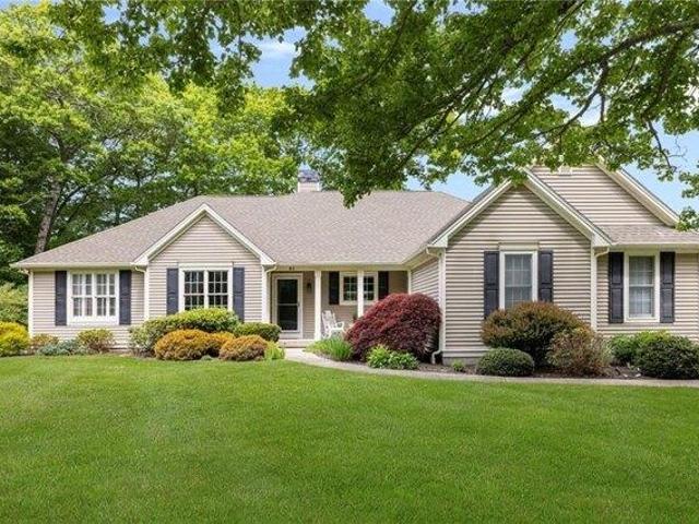 4 bedroom, North Kingstown RI 02874 103436527