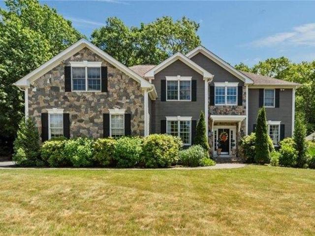 4 bedroom, North Kingstown RI 02874 104761840