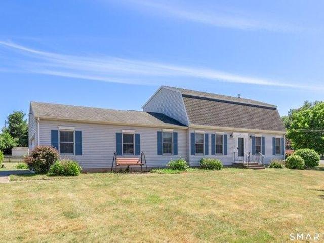4 bedroom, North Haven CT 06473 105173063