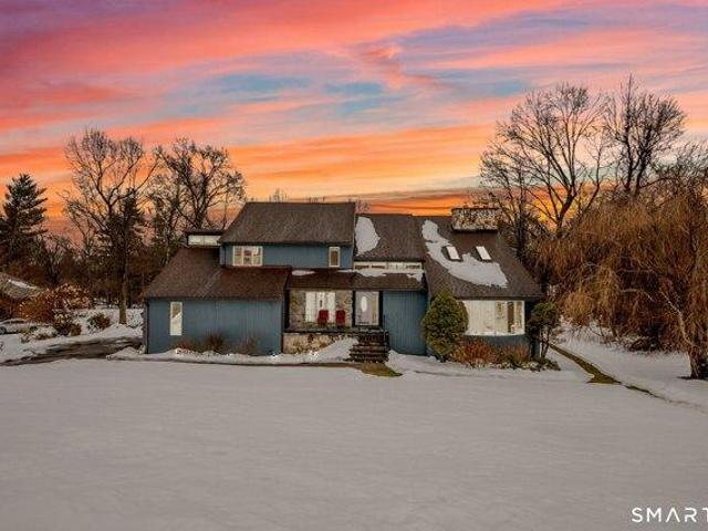 4 bedroom, North Haven CT 06473 102478692
