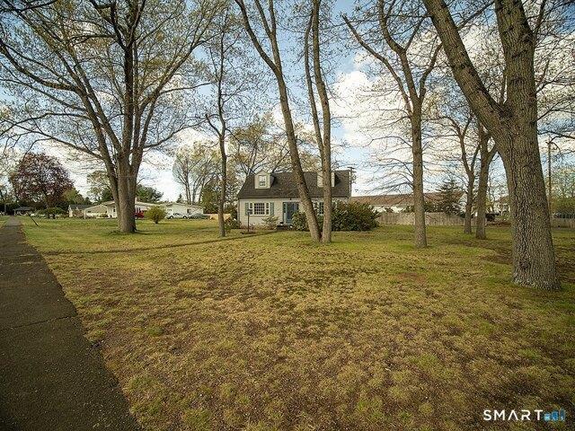 4 bedroom, North Haven CT 06473 LS103072589