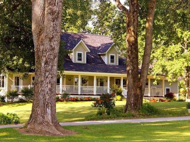 4 bedroom, North Hero VT 05474 104834503
