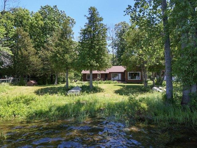 4 bedroom, North Hero VT 05474 104835465