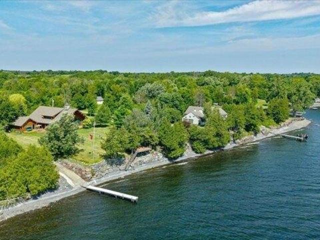 4 bedroom, North Hero VT 05474 105612125