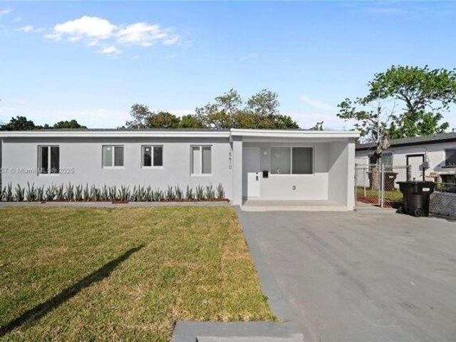 4 bedroom, North Miami Beach FL 33162 89789893