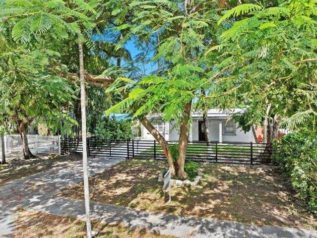 4 bedroom, North Miami Beach FL 33162 89154153