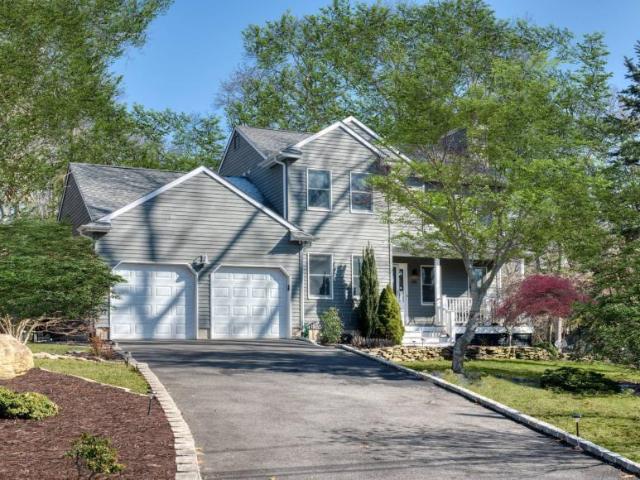 4 bedroom, North Sea NY 98817989