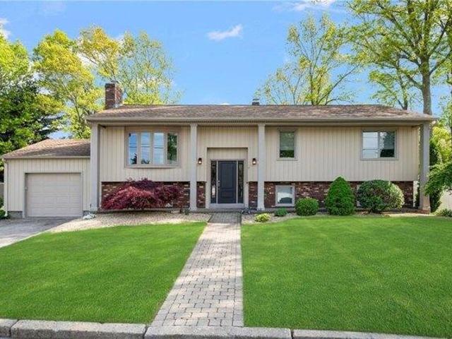 4 bedroom, North Providence RI 02904 LS102668619