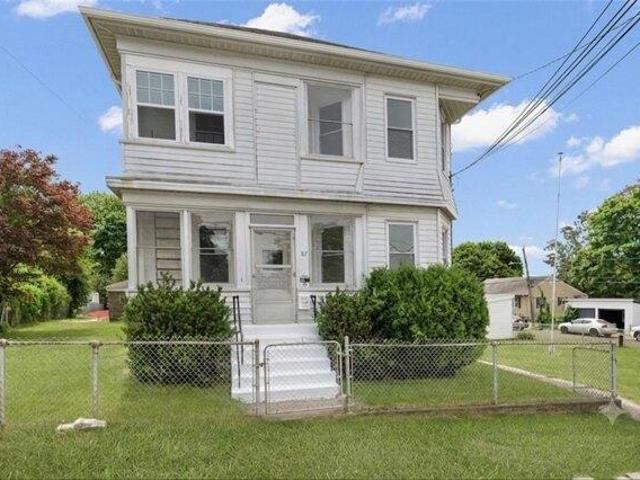 4 bedroom, North Providence RI 02911 104406924