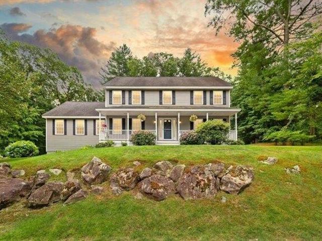 4 bedroom, North Reading MA 01864 104788130