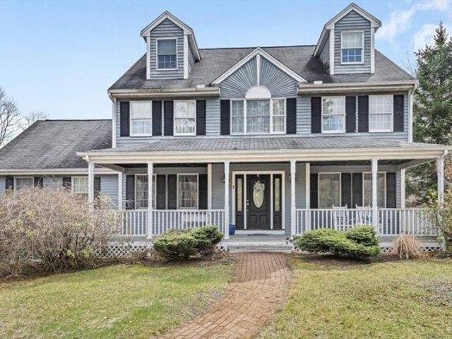 4 bedroom, North Reading MA 01864 LS102444872