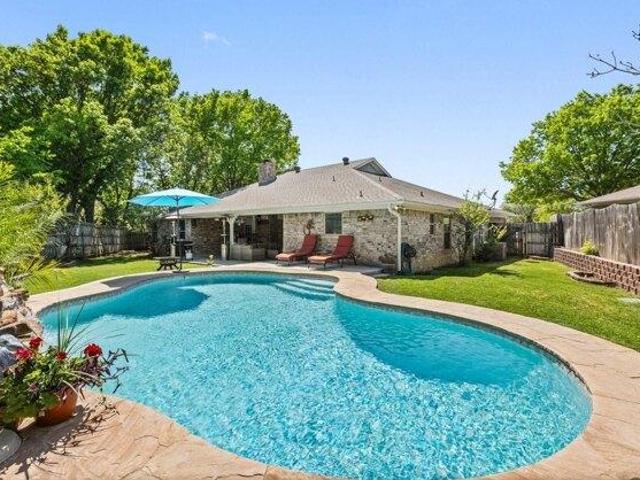 4 bedroom, North Richland Hills TX 76182 94031582