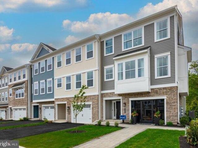 4 bedroom, North Wales PA 19454 91695372