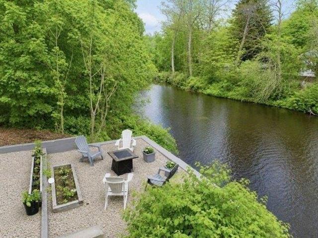 4 bedroom, Northampton MA 01053 103017767