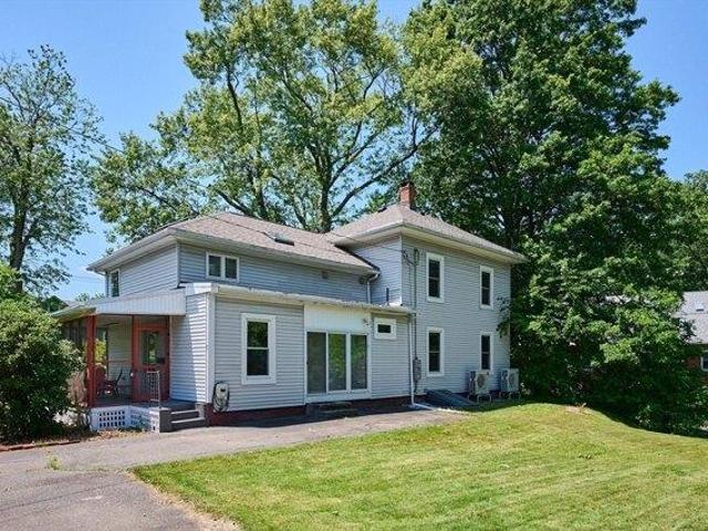 4 bedroom, Northampton MA 01060 104042392