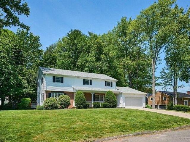 4 bedroom, Northampton MA 01060 104569337