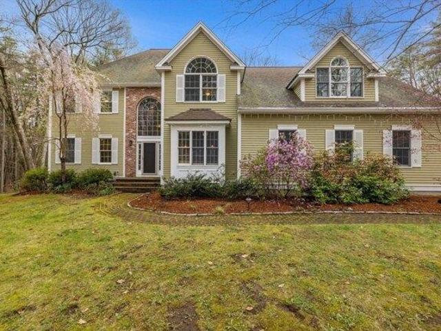4 bedroom, Northborough MA 01532 102761989