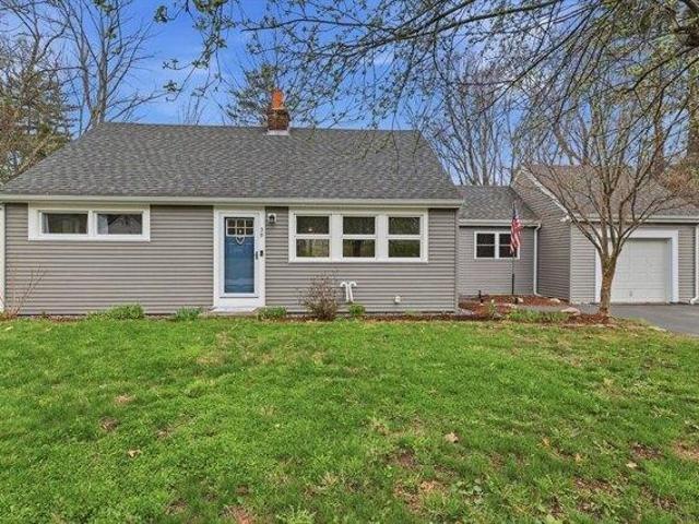 4 bedroom, Northborough MA 01532 103223063