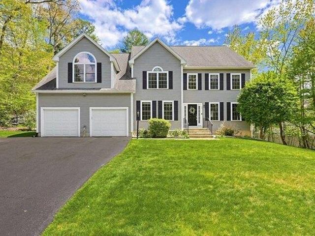 4 bedroom, Northbridge MA 01534 104569145