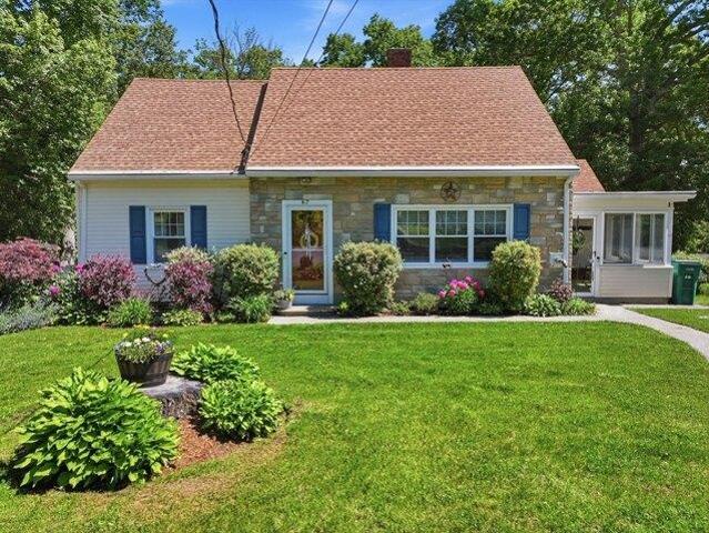 4 bedroom, Northbridge MA 01588 LS103037173