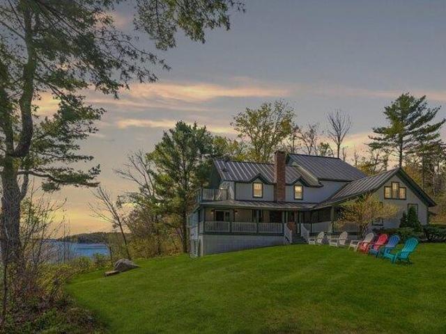 4 bedroom, Northport ME 04849 105113723